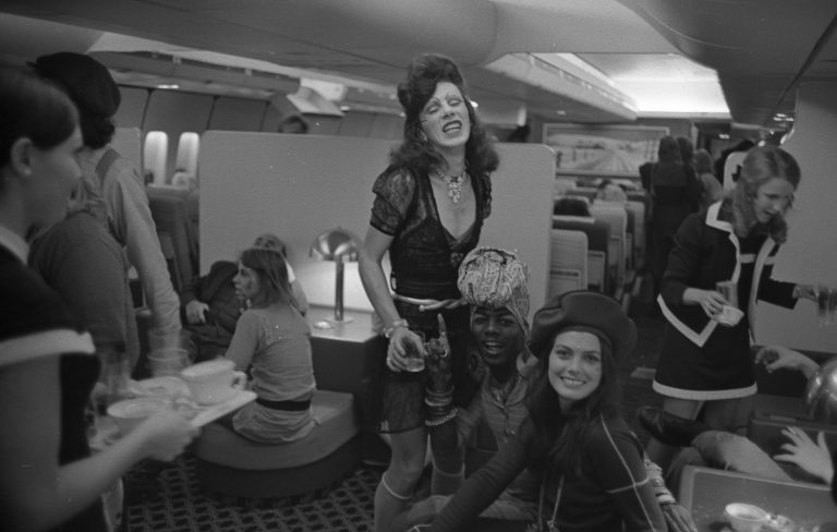 Remembering the Cockettes, Trailblazing, Trendsetting 1970s Drag Queens ...